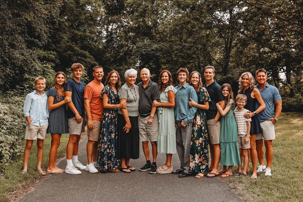 What to Wear for Extended Family Photos